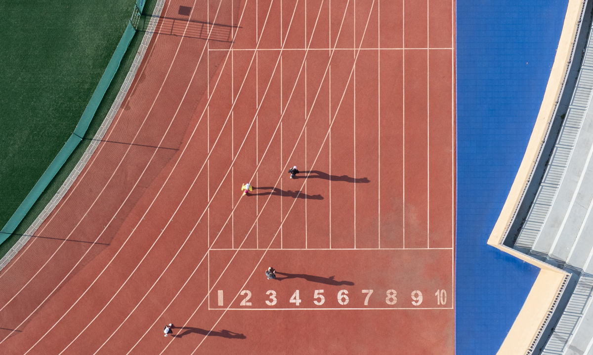 The Three Attributes Common To Successful AI Adopters